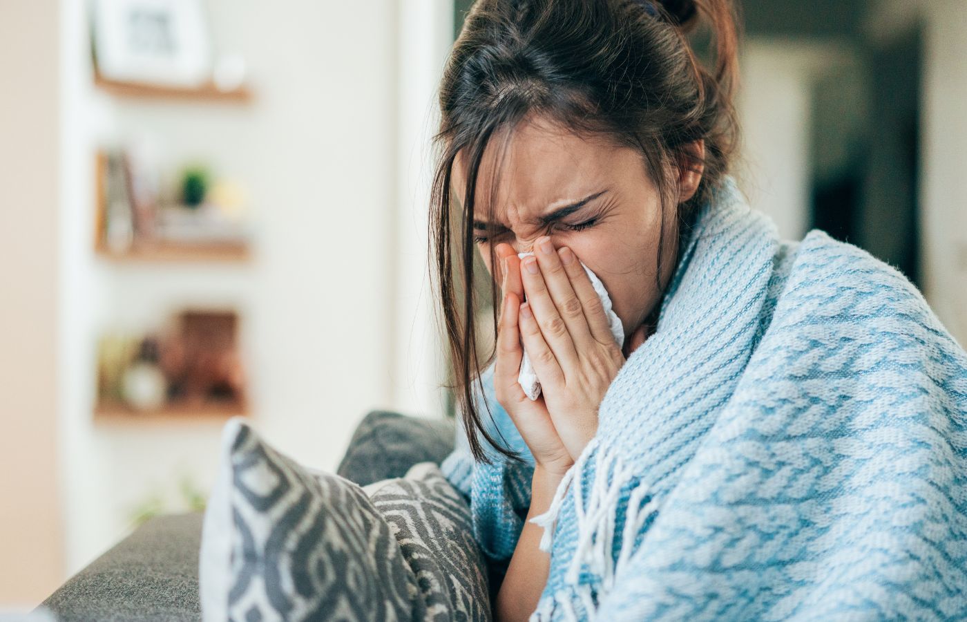 Do Menopause Cold Flashes Really Exist? Causes & Solutions