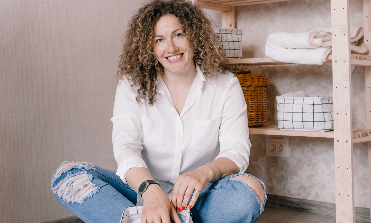 Decluttering After 50: Tips To Help You Stay Organized - Fabulous50s