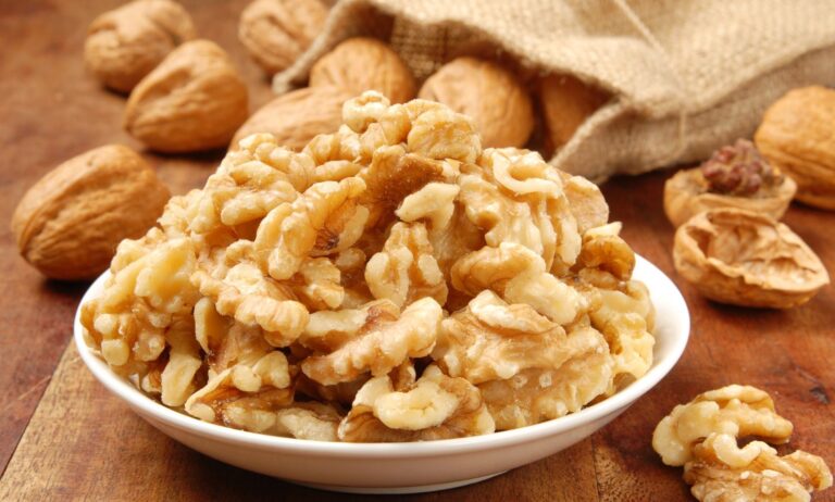 20 Nutritious and Delicious Snack Ideas for Women Over 50 - Fabulous50s