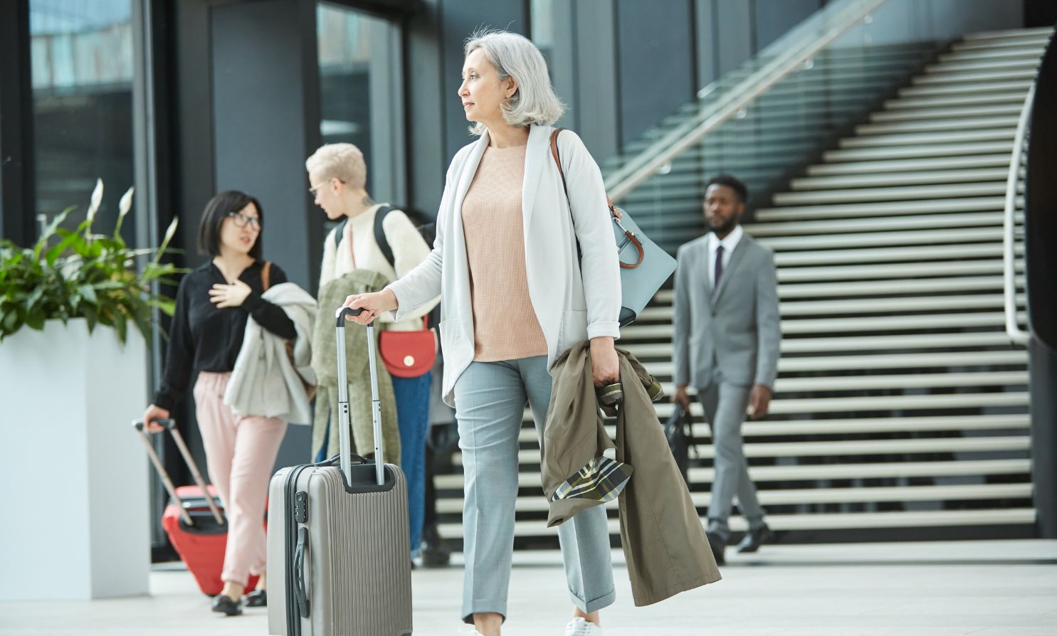 Top Travel Tips for Women Over 50 to Stay Healthy on Vacation