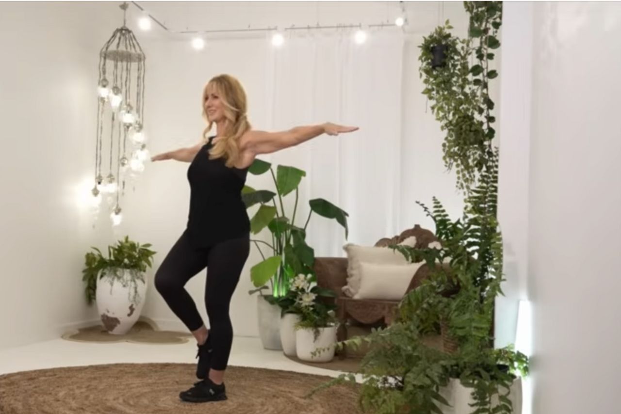 This 10-Minute Balance Workout Could Save Your Life After 50 ...
